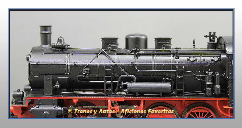 trenesyautos-aficionesfavoritas trenes 000 001 05 H0 locovapor 001 02 044 serie BR-55 DB trix21833